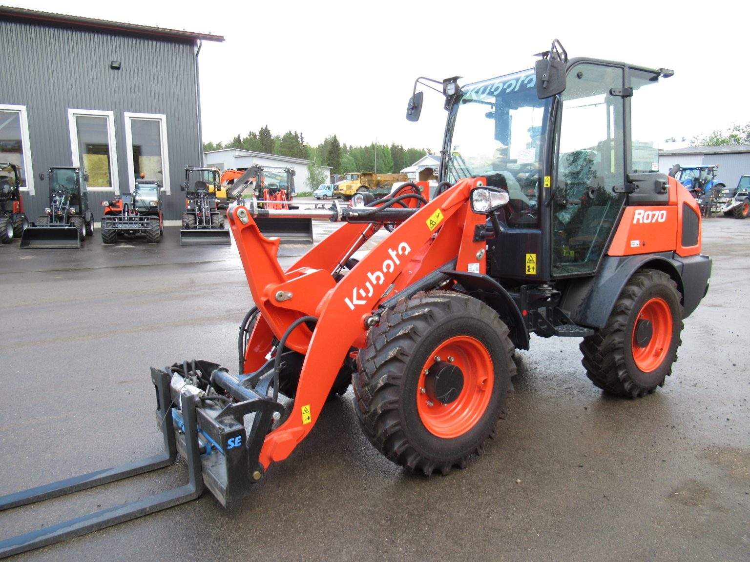 KUBOTA R070 - Pyöräkuormaaja - Konesilta Oy